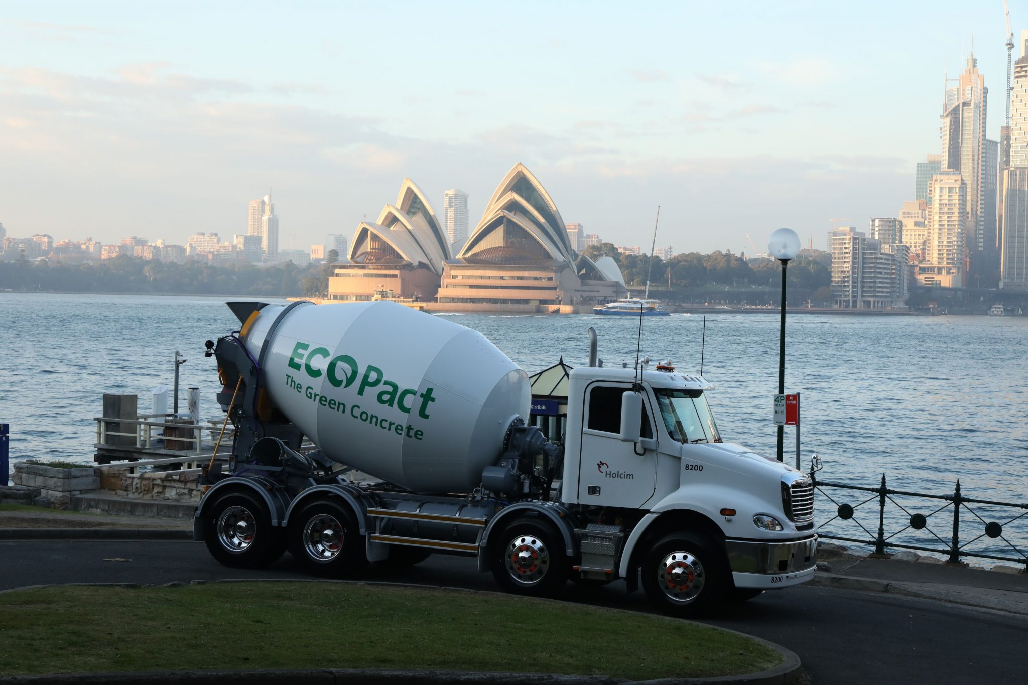 Holcim Australia unveils low carbon ECOPact concrete - Australian ...