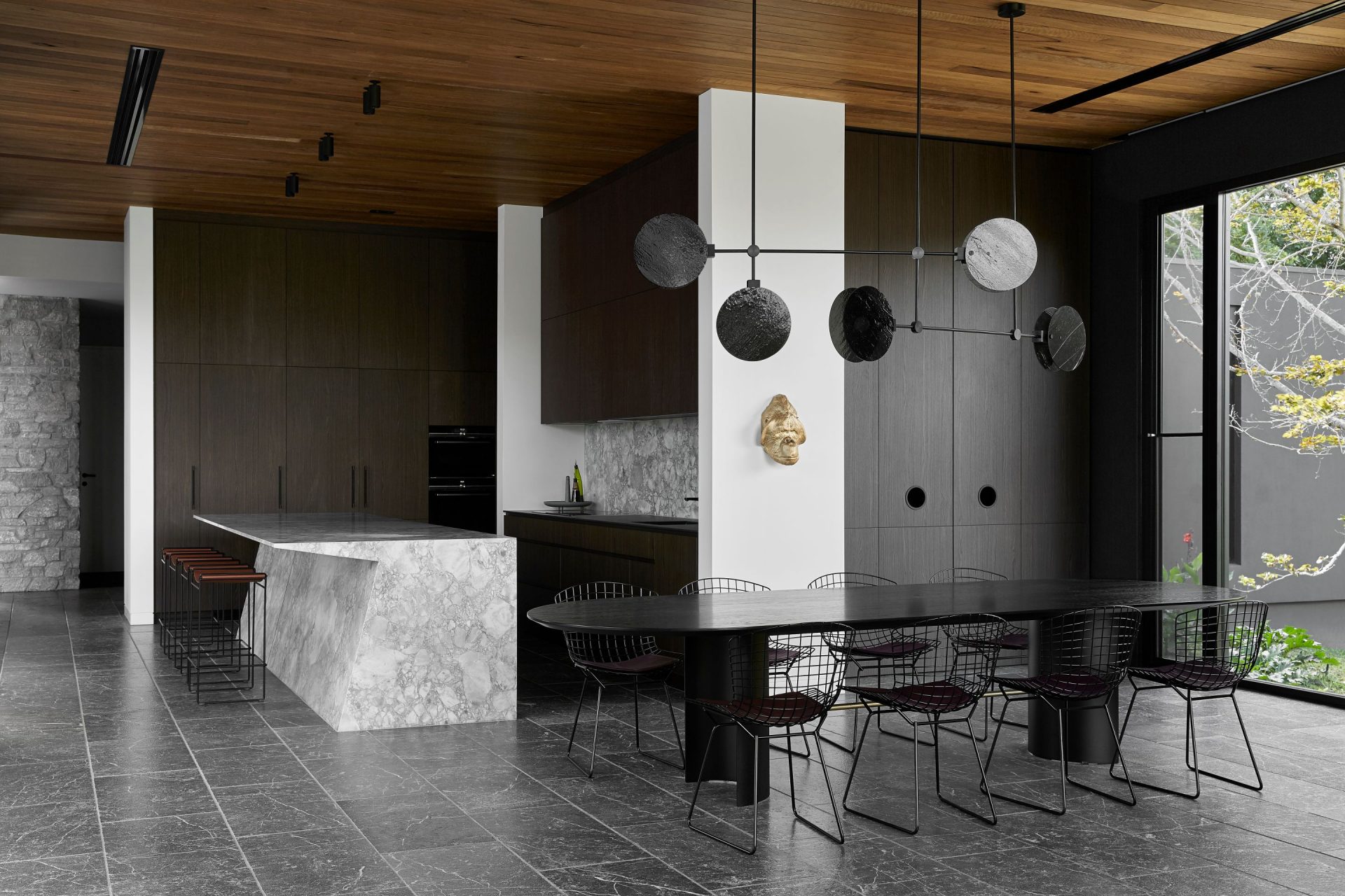 Enoki and Proske Architects embrace materiality in Adelaide vineyard ...