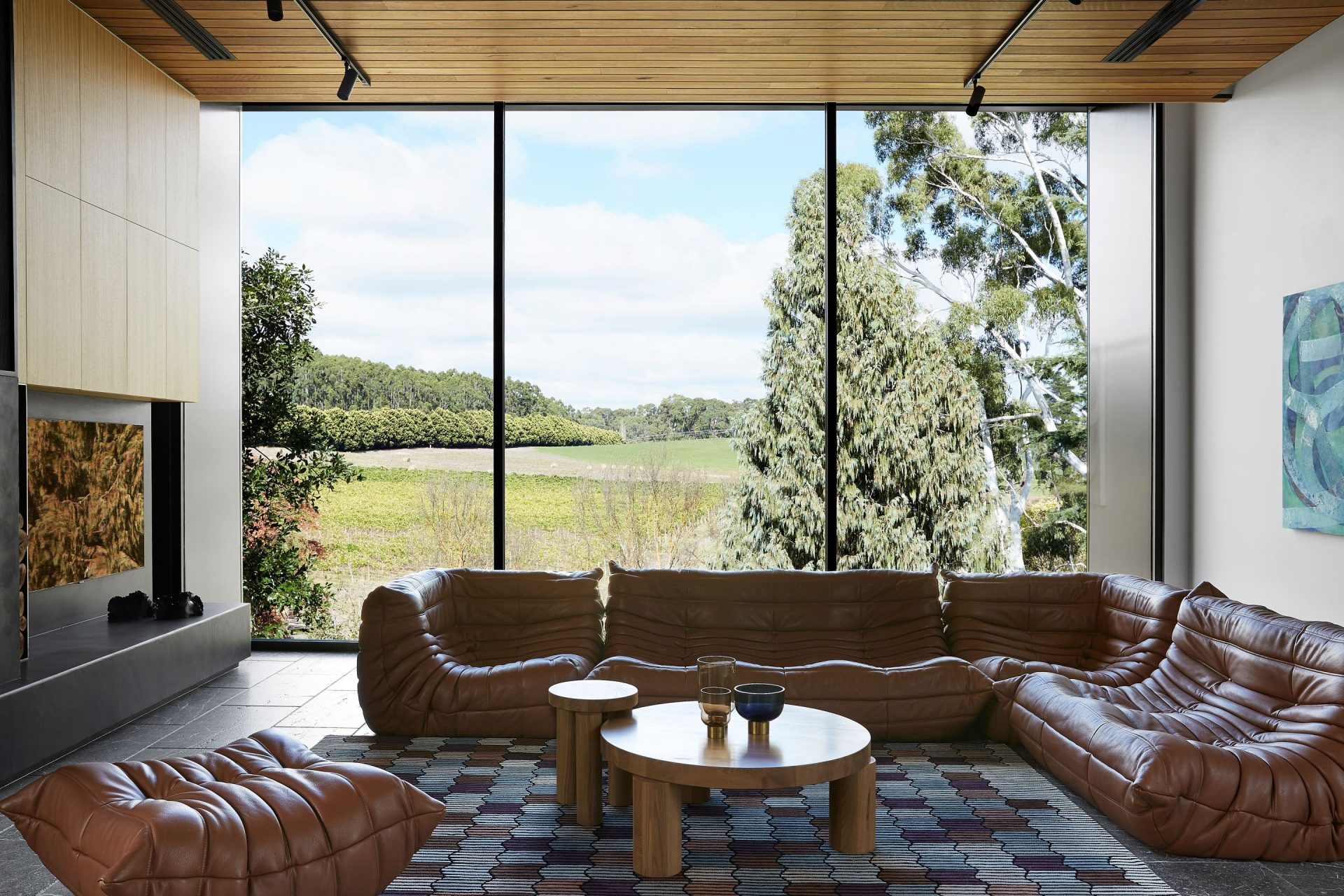 Enoki and Proske Architects embrace materiality in Adelaide vineyard ...