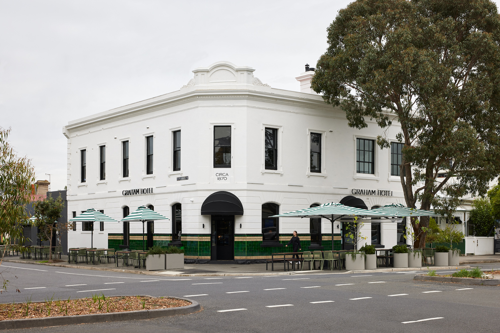 Technē redesigns the classic Australian pub - Australian Design Review