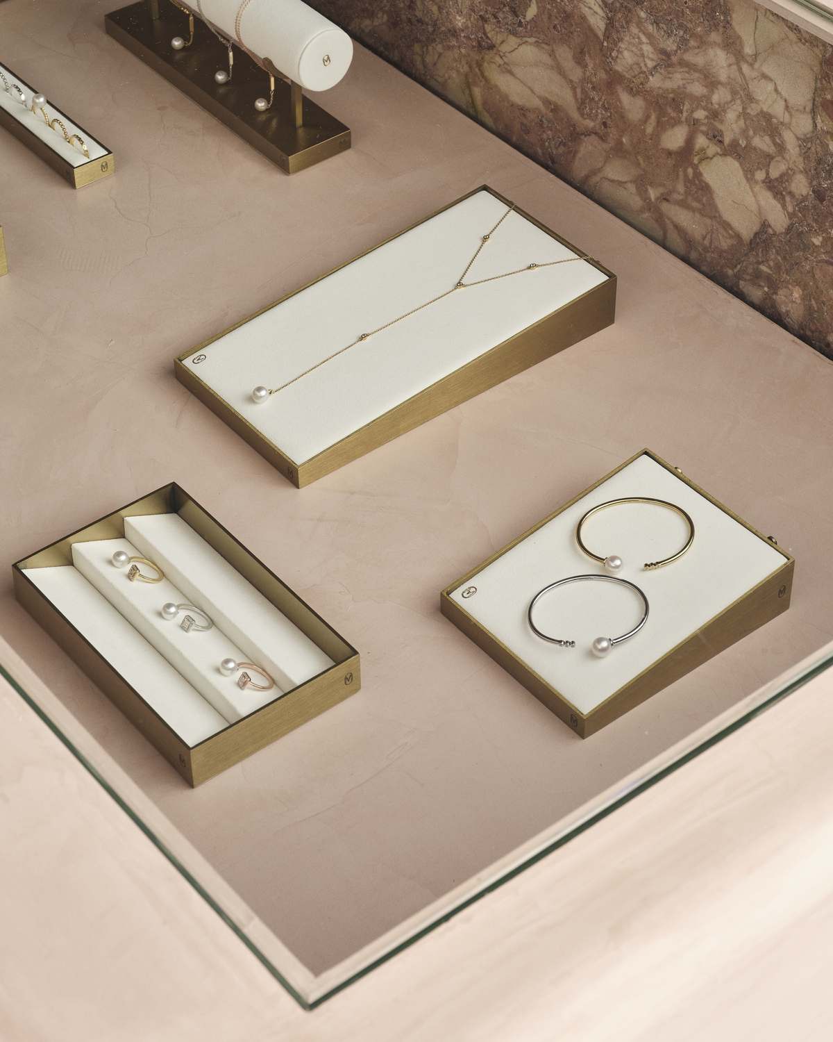 Alluringly pink retail store by Alex Morrison Interiors - Australian ...